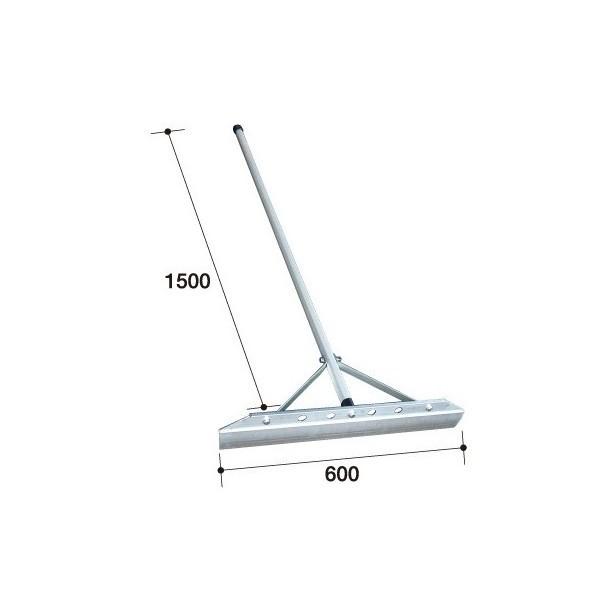 耐久性・使い易さバツグン。アルミ製だからとても軽く、滑り止めの溝入りパイプ使用。高さ：150cm、かき幅：60cm、重さ　1.1kg