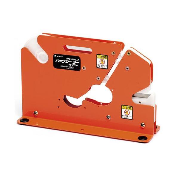 軽い挿入力でしっかり結束できます。シール後のテープのカールが少ないので、テープの見栄えが良好です。袋挿入部のネジの出っ張りをなくしました。テープは9mm×100m巻まで使えます。