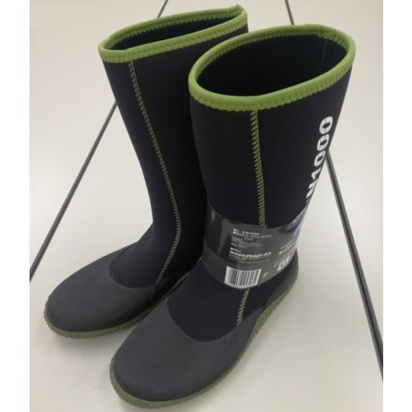品番：N1000●路面を傷つけないフラット底●ちょうどいい長さ36cm●足になじむウェットスーツ素材●一般のゴム長靴よりやわらかく、しゃがみ仕事もらくらく。●本体はやわらかくても、長靴が自立する設計(だから履きやすい)●防水加工●とっても軽...