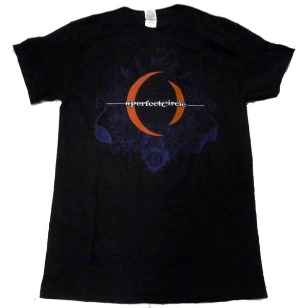 アメリカ/カルフォルニアのロックバンドA PERFECT CIRCLE Tシャツですアメリカのマーチショップからの輸入品です【サイズ詳細】Sサイズ　着丈70　身幅（脇下）46Mサイズ　着丈73　身幅（脇下）50Lサイズ　着丈77　身幅（脇下...