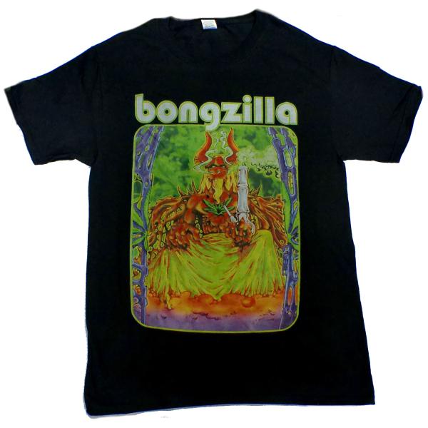 ウイスコンシンのストーナーメタルBONGZILLA　Tシャツですバックプリントはありませんアメリカの所属レーベルからの輸入品です【サイズ詳細】Sサイズ　着丈70cm　身幅(脇下)46cmMサイズ　着丈73cm　身幅（脇下）50cmLサイズ　...