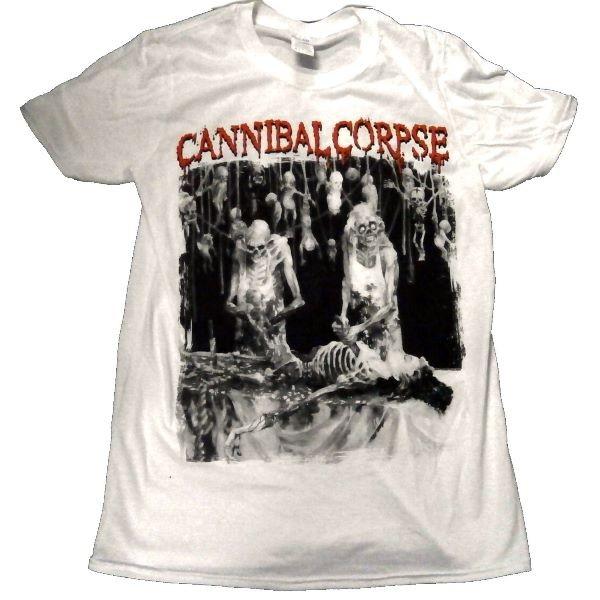 フロリダのデスメタルバンドCANNIBAL CORPSE Tシャツですバックプリントはありませんイギリスのオフィシャルショップからの輸入品です【サイズ詳細】Sサイズ　着丈70cm　身幅（脇下）45cmMサイズ　着丈73cm　身幅（脇下）49...