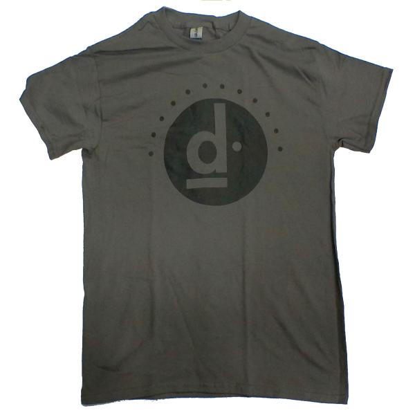 オーストラリアのドゥーム/デスメタルdiSEMBOWELMENT Tシャツですバックプリントはありませんアメリカの所属レーベルからの輸入品です【サイズ詳細】Sサイズ　着丈70cm　身幅(脇下)46cmMサイズ　着丈73cm　身幅（脇下）50...