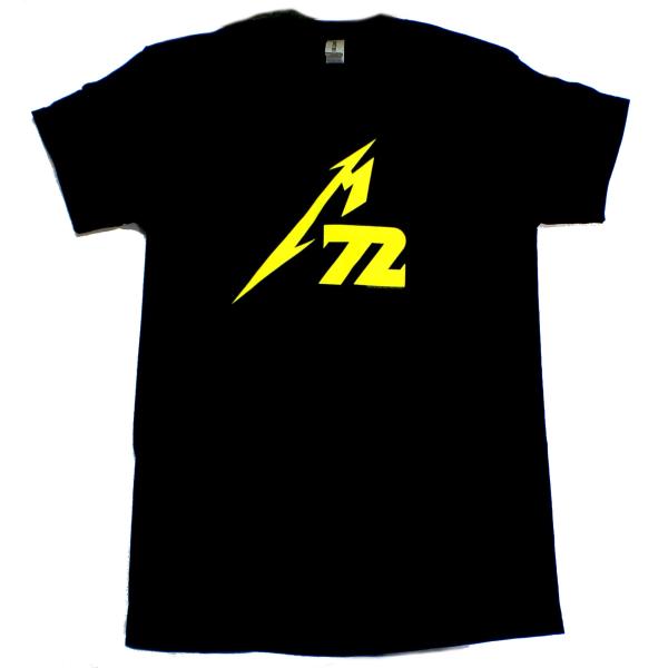 カルフォルニアのスラッシュメタルMETALLICA Tシャツですバックプリントは画像3.4になりますイギリスのオフィシャルショップからの輸入品です【サイズ詳細】Sサイズ　着丈70　身幅（脇下）46Mサイズ　着丈73　身幅（脇下）50Lサイズ...