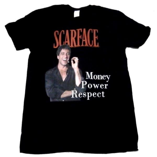 1983年公開映画SCARFACE Tシャツですバックプリントはありませんアメリカのオフィシャルショップからの正規輸入品です【サイズ詳細】Sサイズ　着丈68cm　身幅（脇下）44cmMサイズ　着丈71cm　身幅（脇下）48cmLサイズ　着丈...