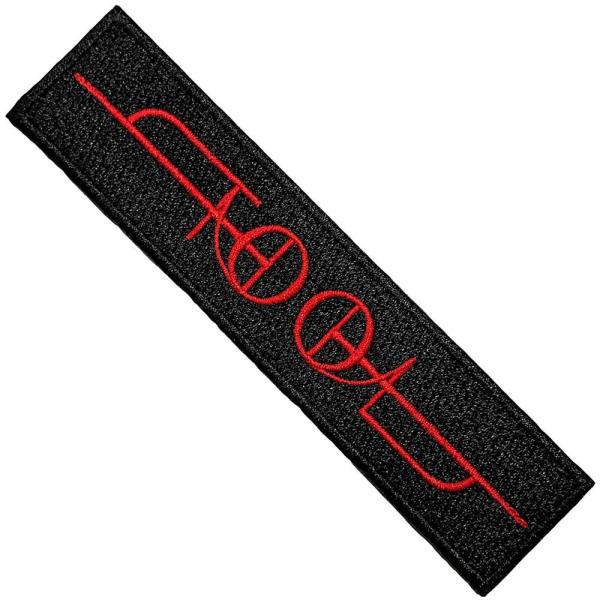 TOOL 布刺しゅうパッチです裏面に糊がありますのでアイロン接着可能です縦25mm 横115mm
