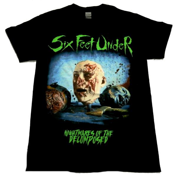 アメリカのデスメタルSIX FEET UNDER Tシャツですバックプリントはありませんイギリスのオフィシャルショップからの輸入品です【サイズ】Sサイズ　着丈69cm　身幅(脇下)46cmMサイズ　着丈73cm　身幅（脇下）49cmLサイズ...