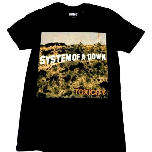 カルフォルニアのへヴィロック SYSTEM OF A DOWN Tシャツですバックプリントはありません。アメリカのオフィシャルショップからの輸入品です【サイズ詳細】Sサイズ　着丈69cm　身幅（脇下）45cmMサイズ　着丈71cm　身幅（脇...