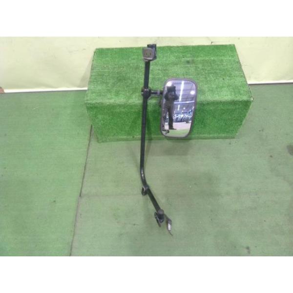 **** 商品説明を必ずご確認ください ****部品管理番号：000062018513500メーカー純正品番：96301-Z5103部品名：右サイドミラー部品区分：リサイクル品車名：コンドル車両タイプ名：トラック通称型式：PK37C認定型式...