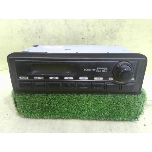 **** 商品説明を必ずご確認ください ****部品管理番号：000062018561100メーカー純正品番：28023-20Z00部品名：ラジオ部品区分：リサイクル品車名：コンドル車両タイプ名：トラック通称型式：PK37C認定型式：BDG...