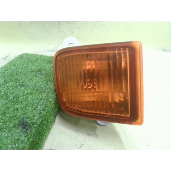 **** 商品説明を必ずご確認ください ****部品管理番号：000072011511020部品メーカー：イチコメーカー純正品番：26180-0Z70A部品名：右フロントウィンカー(大型車用)部品メーカー品番：3451部品区分：リサイクル品...