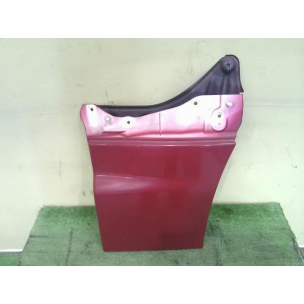 **** 商品説明を必ずご確認ください ****部品管理番号：T00000675013160メーカー純正品番：S6801-E0010部品名：右Fドアプロテクター部品区分：リサイクル品車名：日野大型車車両タイプ名：トラック通称型式：FW1EX...