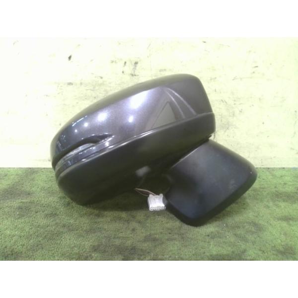 **** 商品説明を必ずご確認ください ****部品管理番号：Z00001159913500メーカー純正品番：76208-T5A-J51部品名：右サイドミラー部品区分：リサイクル品車名：フィット車両タイプ名：5ドアハッチバック通称型式：GP...