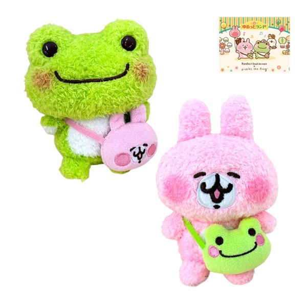 【発売日：2026年06月30日】カナヘイの小動物とピクルスのなかよしコラボレーションゆうえんち「ゆるっとランド」を楽しむちょっとレトロでほっこりなシリーズが登場です。顔型ポシェットを身に付けています。こちらは、「カナヘイの小動物×ピクルス...