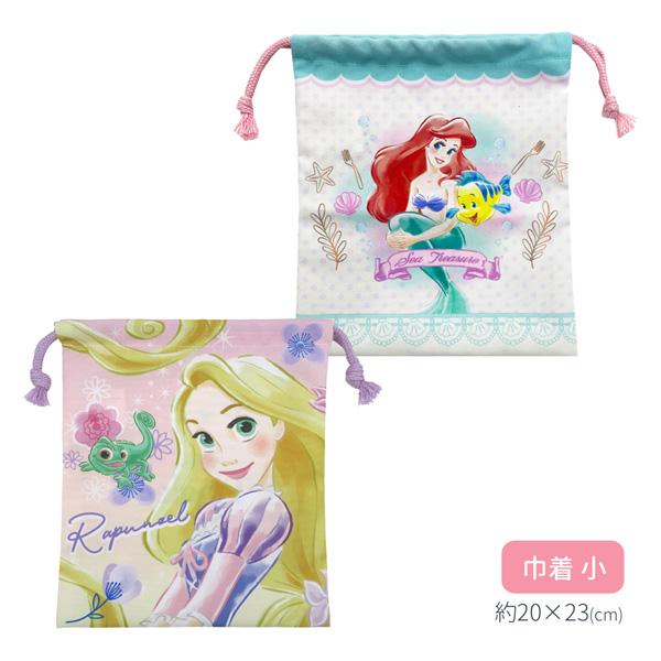 「入園入学アイテムの必需品！」キャラクター学童シリーズから「巾着（小）」の登場です。プラマグやランチナフキンなどを入れるのにピッタリです。バッグ内の整理用小物入れとしても便利に使えます。肌触りの良い素材を使用。巾着タイプなので紐を結べば中身...