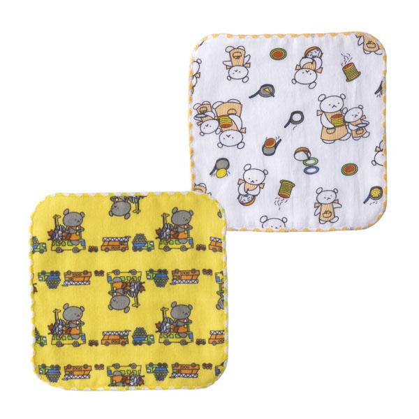 人気絵本のこぐまちゃんシリーズからガーゼミニハンカチの登場です。裏面に名前が書けるネームタグ付き。ガーゼ＆パイル地で赤ちゃんも安心です！サイズ：約150×150mm素材：綿100%(表：ガーゼ　裏：パイル)