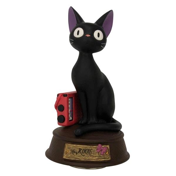 魔女の宅急便のジジの可愛い表情を再現したオルゴール。おうちのインテリアにもなる重厚感とすてきなオルゴールの音色をお楽しみ下さい♪お祝いなどにギフトにも最適です。サイズ：約H18×W10.5×D10.5cm曲名：♪「やさしさに包まれたなら」※...