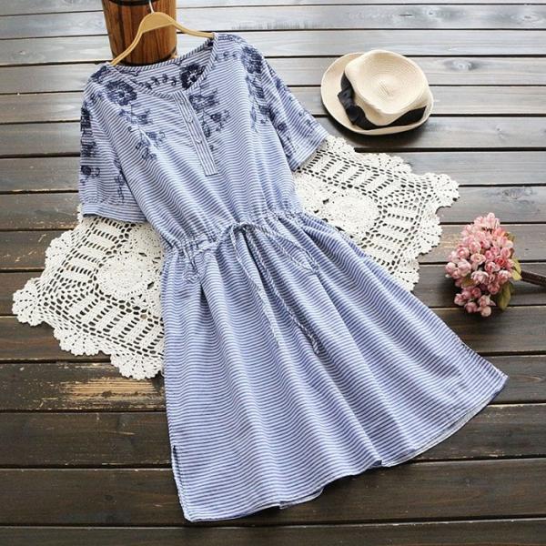 ワンピース レディース 40代 50代 きれいめ 春 夏 秋 春夏 春ワンピ 春コーデ 春物 春服 夏物 夏服 服装 綿麻 コットン リネン ボーダー柄 花柄 刺繍 丸首 半袖 ひざ丈 Aライン ボタニカル柄 膝丈 ミディアム丈 ミドル丈 ...