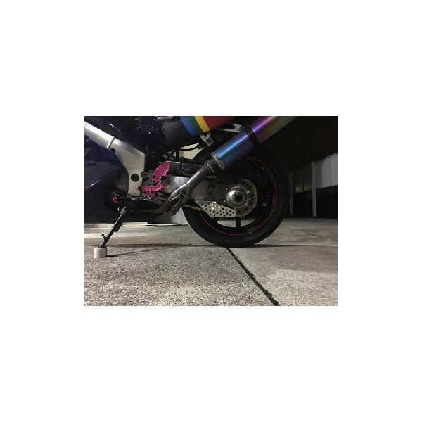 商品概要：スーパーナウエンジニアリング VFR400R 89-93 NC30 スプロケットガード シルバー