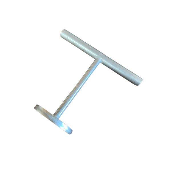 カブトムシ、クワガタ等の飼育以外には使用しないでください。注意事項を厳守の上使用してください。劣化、異常がある場合は器具の使用を中止してください。器具の形態変更、改造などはしないでください。《使用方法》プリンカップなどにマット、菌糸等を詰め...