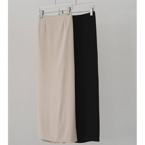 ◇Georgette Pencil Skirtしなやかなジョーゼット素材を使用したペンシルスカート。肌馴染みの良い素材で、スッキリとしたシルエットながらウエストは後ろのみゴム仕様にし、楽に履いていただけます。レディな着こなしにはもちろん、マ...
