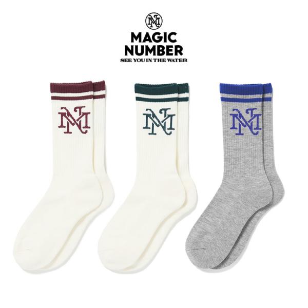 EMBLEM RETRO SOCKS品番 25AW-MN035１日の生産数が非常に少ない貴重なビンテージ編機でゆっくり時間をかけて編み立てた国産の靴下。耐久性が高く穴があきにくいので、長く履いて頂けます。足底はパイル地になっているためクッシ...