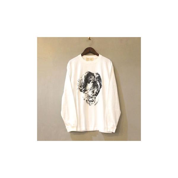 デザイナー森山氏の愛犬ペキニーズ「teto」をプリントしたTシャツ。古着のような表面感で柔らかなコットン素材。ヴィンテージTシャツを思わせる経年変化したような質感でこなれ感のある雰囲気です。サイズ展開も豊富で男性も着て頂けるサイジング。お揃...