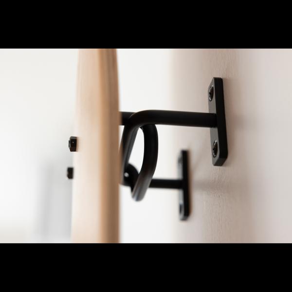 【発売日：2022年07月21日】品名：Skateboard Display Wall Mount Hanger, Black型番：SBW-A010-BK寸法(Bracket)：8cm × 3.5cm × 3.8cm (幅×奥行き×高さ)寸...