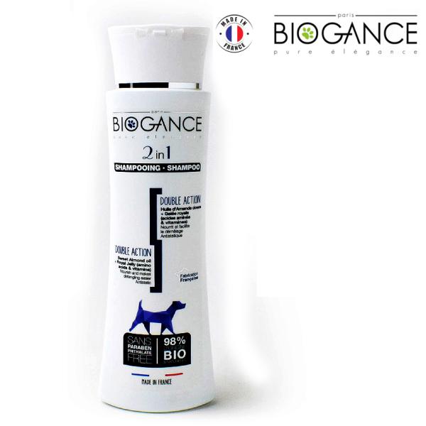 ２IN１コンディショニンングシャンプーは、シャンプーとコンディショナーが１つになったシャンプーです。スイートアーモンドオイルのコンディショニング機能と静電気防止機能を備えます。また、ローヤルゼリーが被毛の内部まで作用し、しっかりと滋養を与え...