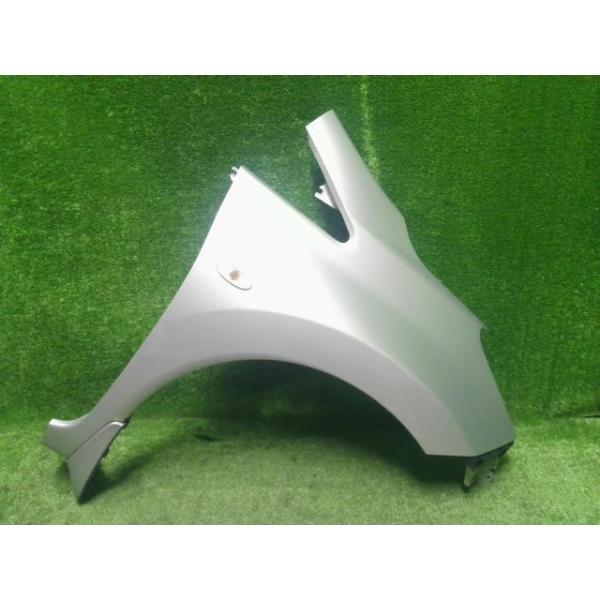 **** 商品説明を必ずご確認ください ****部品管理番号：241003000910600メーカー純正品番：F3100-3VAMA部品名：右Fフェンダー部品区分：リサイクル品車名：ノート車両タイプ名：5ドアハッチバック通称型式：TDWAR...