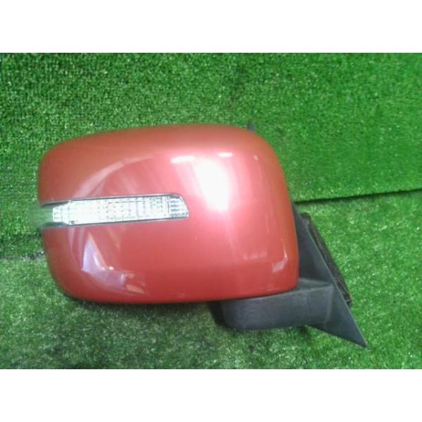 **** 商品説明を必ずご確認ください ****部品管理番号：250902000413500部品メーカー：イシザキメーカー純正品番：84701-81M51-ZLB部品名：右サイドミラー部品メーカー品番：81M5メーカー代替品番：84701-...