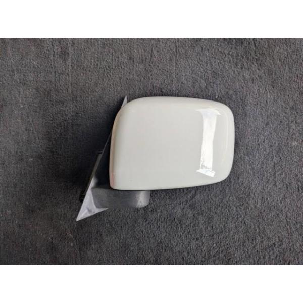 **** 商品説明を必ずご確認ください ****部品管理番号：250906000313600部品メーカー：イシザキメーカー純正品番：84702-81M31-26U部品名：左サイドミラー部品メーカー品番：81M3メーカー代替品番：84702-...