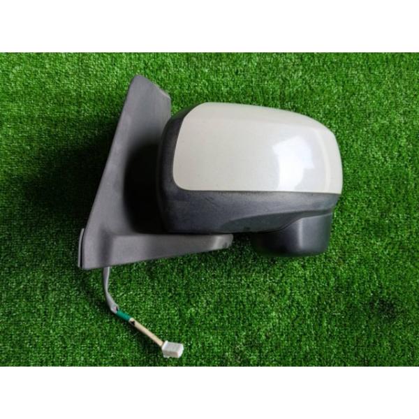 **** 商品説明を必ずご確認ください ****部品管理番号：251029000413600メーカー純正品番：87940-B2F20部品名：左サイドミラーメーカー代替品番：87940-B2F31部品区分：リサイクル品管理品番：87945-B...