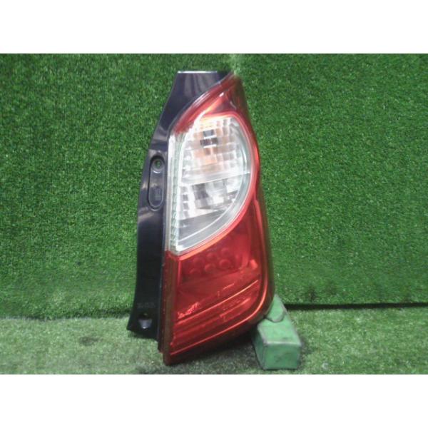 **** 商品説明を必ずご確認ください ****部品管理番号：251121000715500部品メーカー：トウカイメーカー純正品番：1A19-51-161部品名：右テールランプ部品メーカー品番：35603-64L1部品区分：リサイクル品車名...