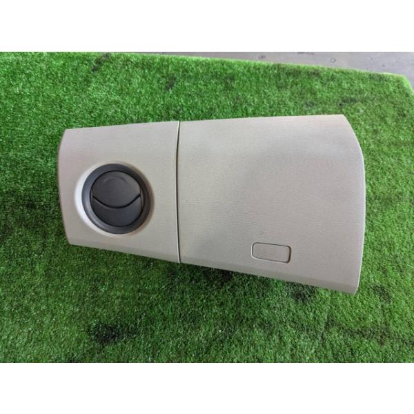 **** 商品説明を必ずご確認ください ****部品管理番号：251127000170210メーカー純正品番：73840-72M02-PBL部品名：グローブBOX部品メーカー品番：73840-72M0部品区分：リサイクル品車名：ワゴンＲ車両...