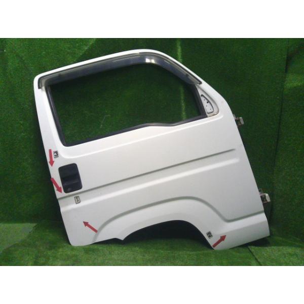 **** 商品説明を必ずご確認ください ****部品管理番号：251201000313100部品メーカー：ニホンイタメーカー純正品番：67010-TP8-J00ZZ部品名：右FドアASSY部品メーカー品番：M3108部品区分：リサイクル品車...