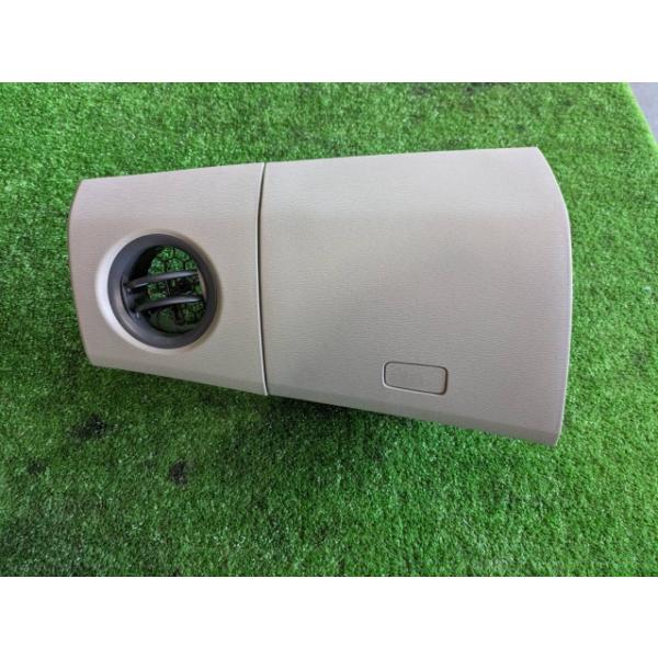 **** 商品説明を必ずご確認ください ****部品管理番号：260116000670210メーカー純正品番：73840-72M02-PBL部品名：グローブBOX部品メーカー品番：73840-72M0部品区分：リサイクル品車名：ワゴンＲ車両...