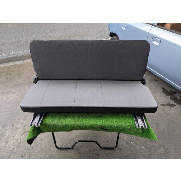 **** 商品説明を必ずご確認ください ****部品管理番号：260302000370800メーカー純正品番：71460-B5260-C0/71480-B5260-C0部品名：Rシート部品区分：リサイクル品車名：ハイゼット車両タイプ名：ケイ...