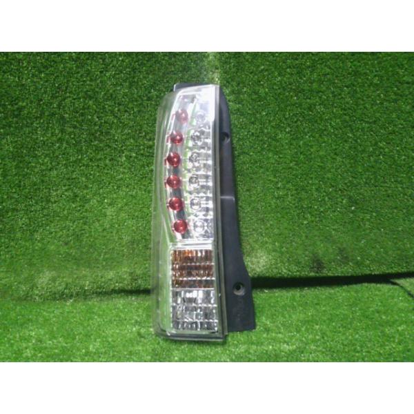 **** 商品説明を必ずご確認ください ****部品管理番号：260325000115600部品メーカー：SRメーカー純正品番：8331A047部品名：左テールランプ部品メーカー品番：RCL-010部品区分：リサイクル品車名：ｅＫワゴン車両...