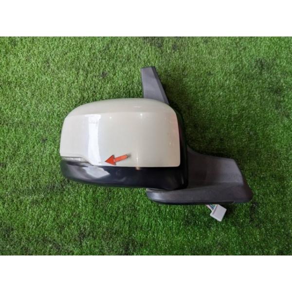 **** 商品説明を必ずご確認ください ****部品管理番号：260403000313500メーカー純正品番：76208-TTA-J01部品名：右サイドミラー部品メーカー品番：M74メーカー代替品番：76208-TTA-J02部品区分：リサ...