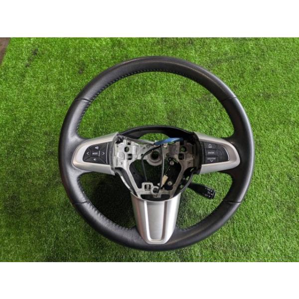 **** 商品説明を必ずご確認ください ****部品管理番号：260417000670100メーカー純正品番：45102-B1330-C1部品名：ステアリングホイール部品区分：リサイクル品車名：タンク車両タイプ名：5ドアハッチバック通称型式...