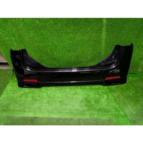 **** 商品説明を必ずご確認ください ****部品管理番号：260519000715100メーカー純正品番：52159-B2420-C0部品名：RバンパーASSYメーカー代替品番：52159-B2420-10部品区分：リサイクル品車名：タ...
