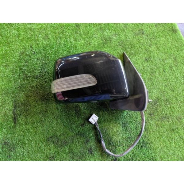 **** 商品説明を必ずご確認ください ****部品管理番号：260522000113500メーカー純正品番：87910-B4200-C0部品名：右サイドミラー部品区分：リサイクル品車名：テリオスキッド車両タイプ名：5DJワゴン通称型式：J...