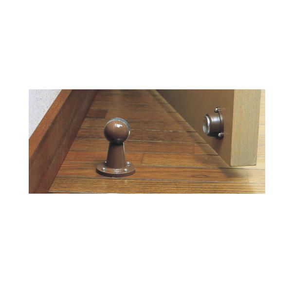 腰をまげてかがんで、戸当たりの掛け金をはずすのって、大変ですよね・・。そんなわずらわしさから開放！両手に荷物を持っている時でも、吸着力１４キロの強力マグネットが、ワンタッチで、ドアをホールドします。この商品、丸型なので縦でも横でも取り付けら...