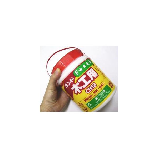 木　紙　布に適しています。じっくりつける系です。こちらの1キロが一番割安です。量が多いのは（一度にたくさん塗る時は）速乾じゃない方がいいので、通常の木工ボンドを売っています。なぜなら逆に塗ってる途中に乾いてしまいますからね。