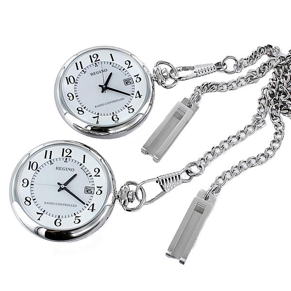 【発売日：2021年10月01日】★★★こちらの商品は、2点セットのペア商品になります。★★★シチズン製造のブランド『REGUNO』シチズン製造のブランド REGUNO（レグノ）ソーラー懐中時計です。シンプルでアンティークなデザイン。腕時計...