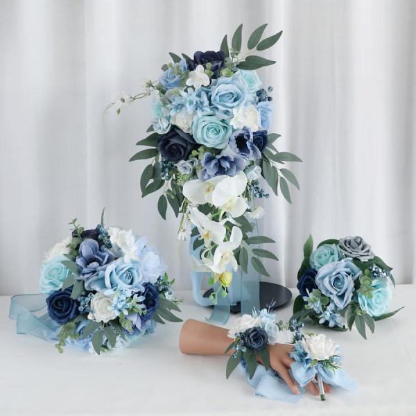 可愛いブーケです。ブライダル、イベント贈答品、インテリアに最適です。晴れの舞台に、新しいタイプのサプライズプレゼントとしてお勧めです。生花と違って枯れることがないので、思い出と一緒にいつまでも形として残せます。サイズ：画像参考◆手作りのため...