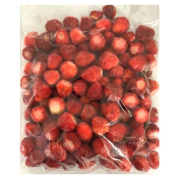 果物のプロの目で厳選した冷凍フルーツ　あまおう苺（福岡産）、いちごを真空冷凍加工しました。あまおういちごには、自然の旨みがいっぱいで、うれしい。 冷凍加工時のB品として、選別された福岡産あまおういちごですが、真空パック加工後、急速冷凍してい...