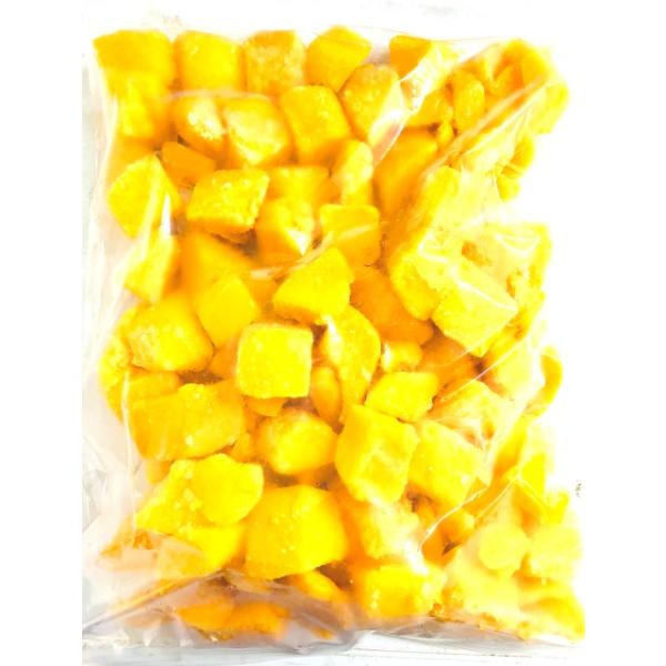 果物のプロの目で厳選した冷凍フルーツ　タイまたはベトナム産マンゴー。旬の熟したマンゴー を一口サイズにカットし美味を凍らせました。フルーツの皮を剥き、使いやすいサイズに素早くカット、真空パック加工後、急速冷凍していますので、果実本来の風味と...
