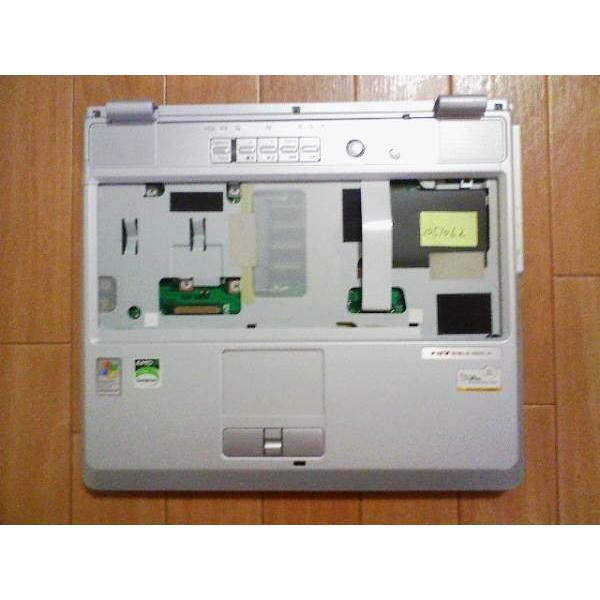 商品：中古FMVNB50LAK(FMV-NB50L/A) Semp1.8GHzの下半身(本体部分)動作確認：WindowsXP起動まで確認 付属：CPU・ハードディスクのマウンタ非付属：メモリ・ハードディスク・キーボード・液晶パネル・光学ド...